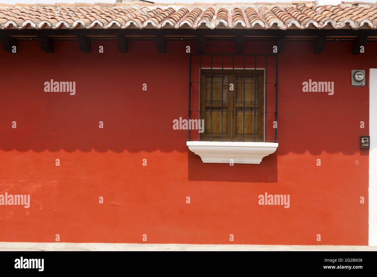 Architectural detail of colonial house in La Antigua Guatemala, window ...