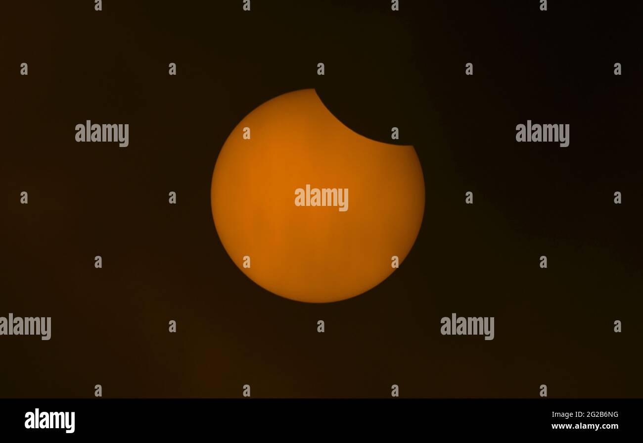 Solar eclipse progression hi-res stock photography and images - Alamy
