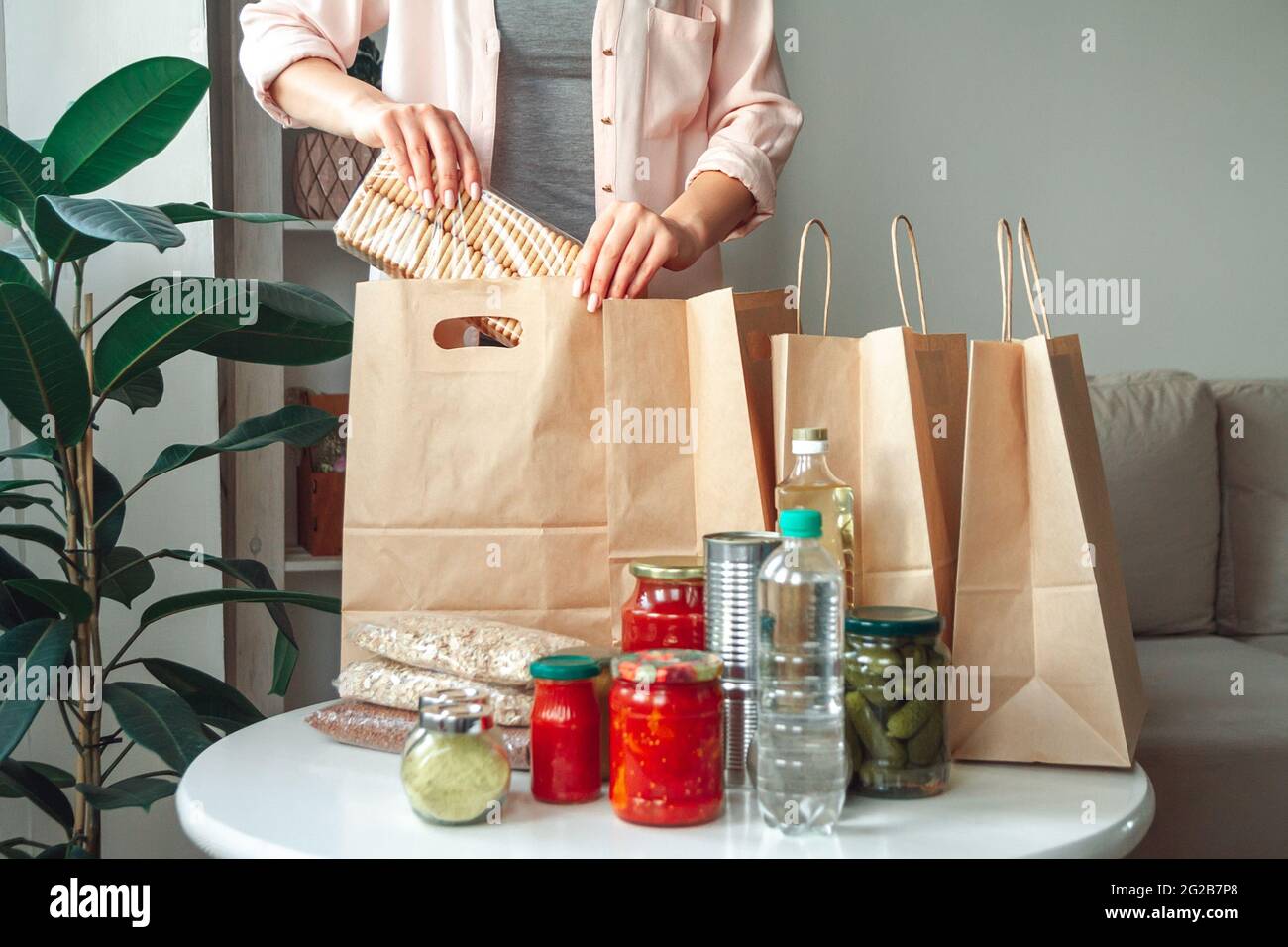 Charity bag packing hi-res stock photography and images - Alamy