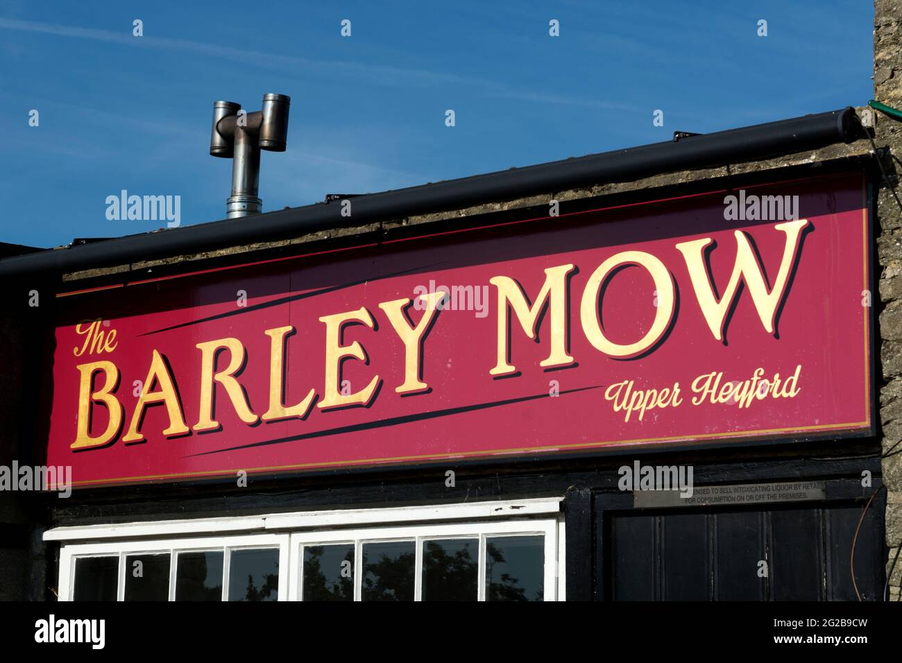 The Barley Mow pub sign, Upper Heyford, Oxfordshire, England, UK Stock ...