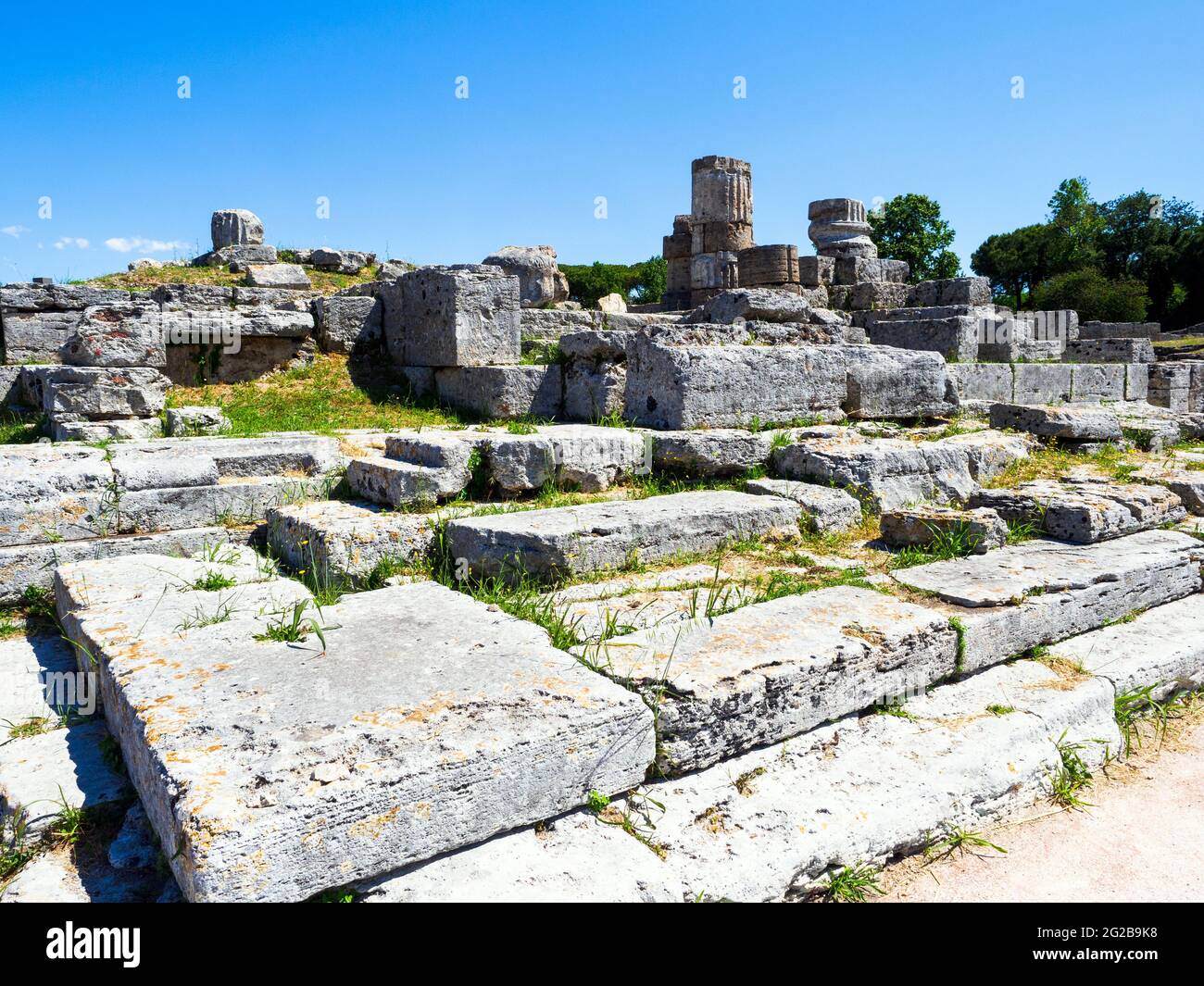Mens bona temple hi-res stock photography and images - Alamy