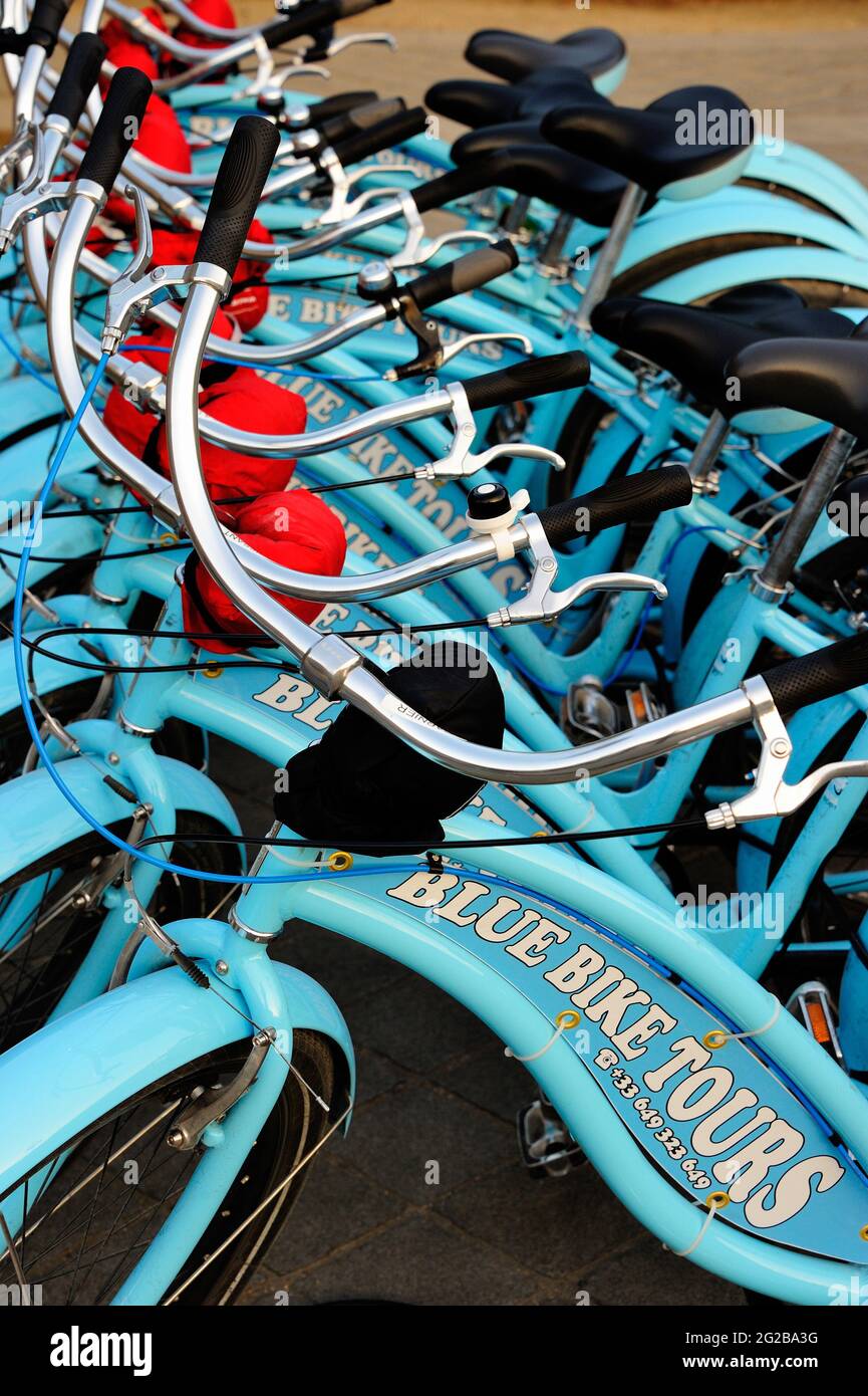 Blue bike tours hi-res stock photography and images - Alamy