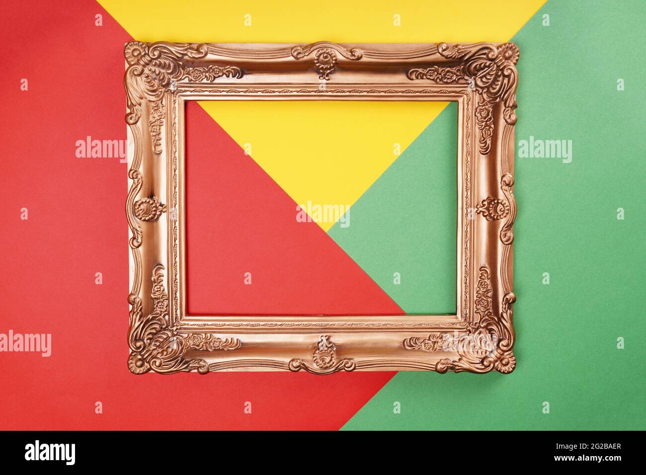 Empty red triangle hi-res stock photography and images - Alamy