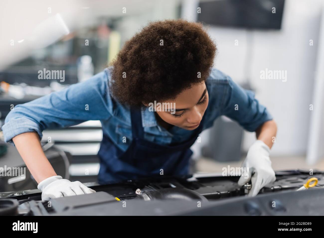 American mechanic shirt hi-res stock photography and images - Alamy