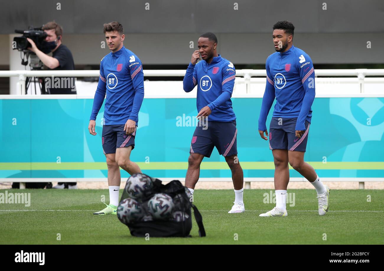 Reece james mason mount hi-res stock photography and images - Alamy