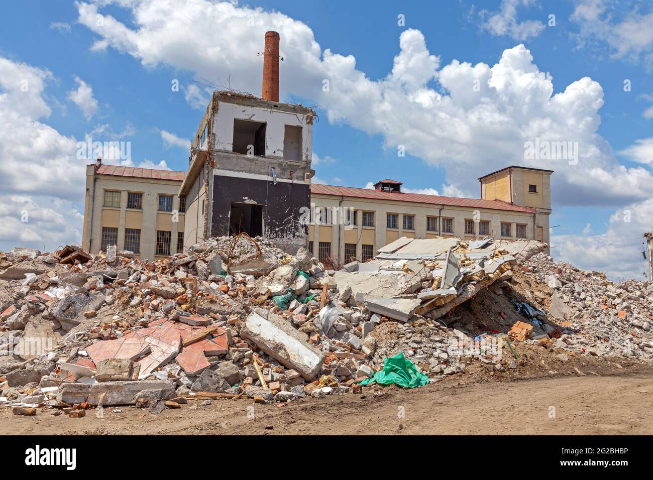 Demolition Debris Waste at Abandoned Factory Building Stock Photo - Alamy