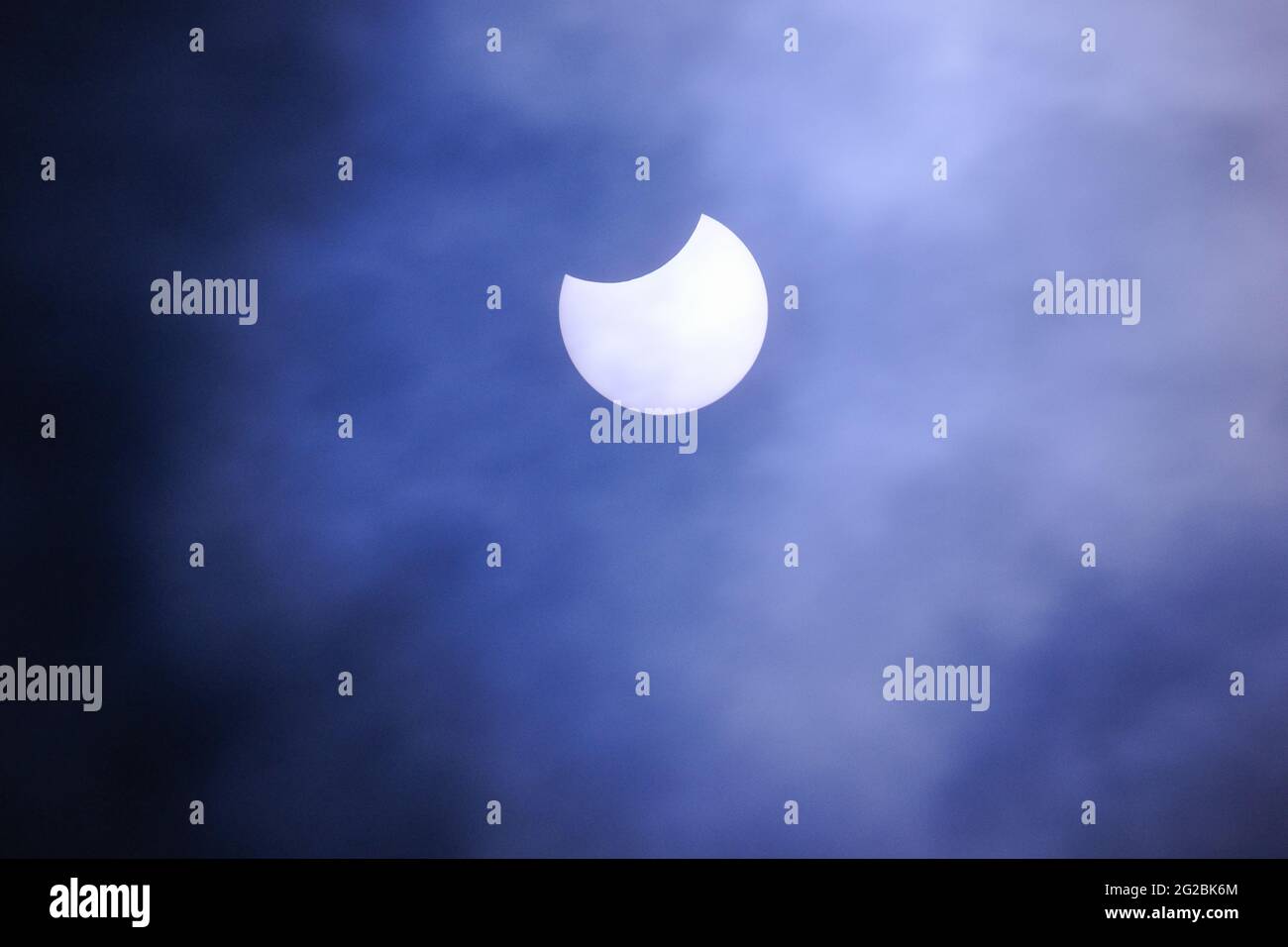 Uk eclipse hi-res stock photography and images - Alamy