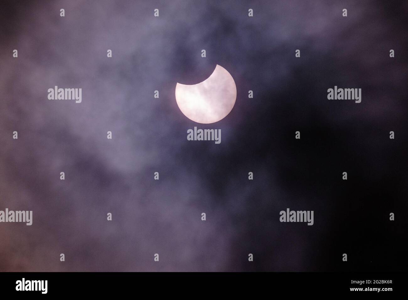 Uk eclipse hi-res stock photography and images - Alamy