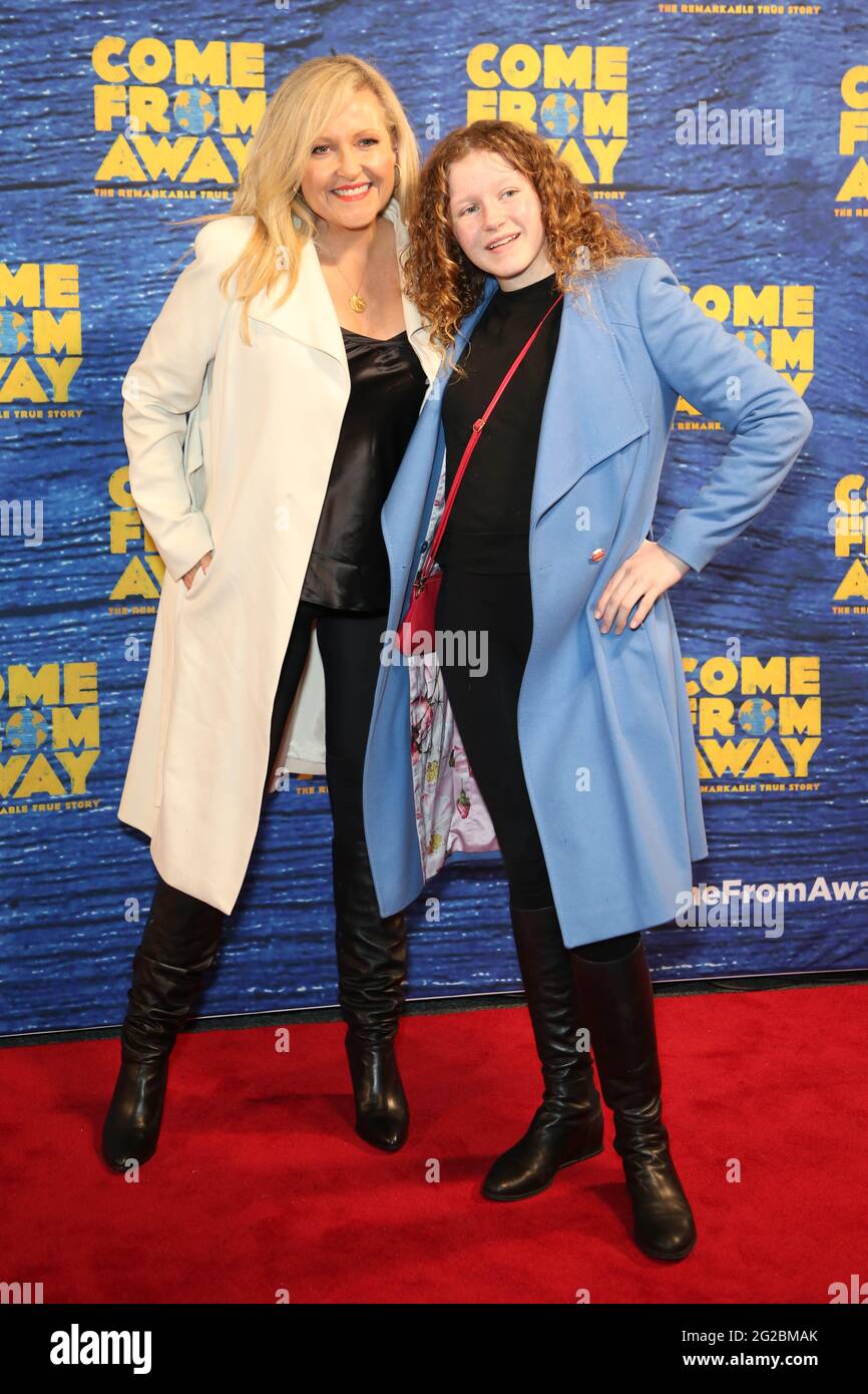 Angela bishop and amelia bishop hi-res stock photography and images - Alamy