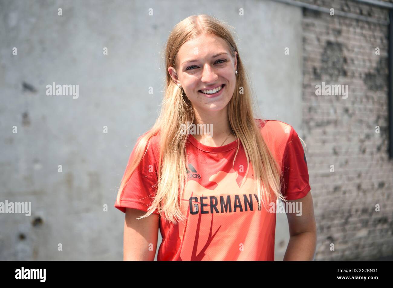 Berlin, Germany. 10th June, 2021. Track and field athlete Luna Thiel ...