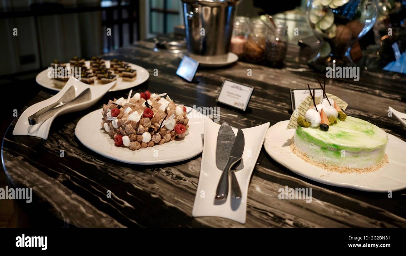 Gourmet Food presentations at a five star buffet Rain Tree Cafe The ...