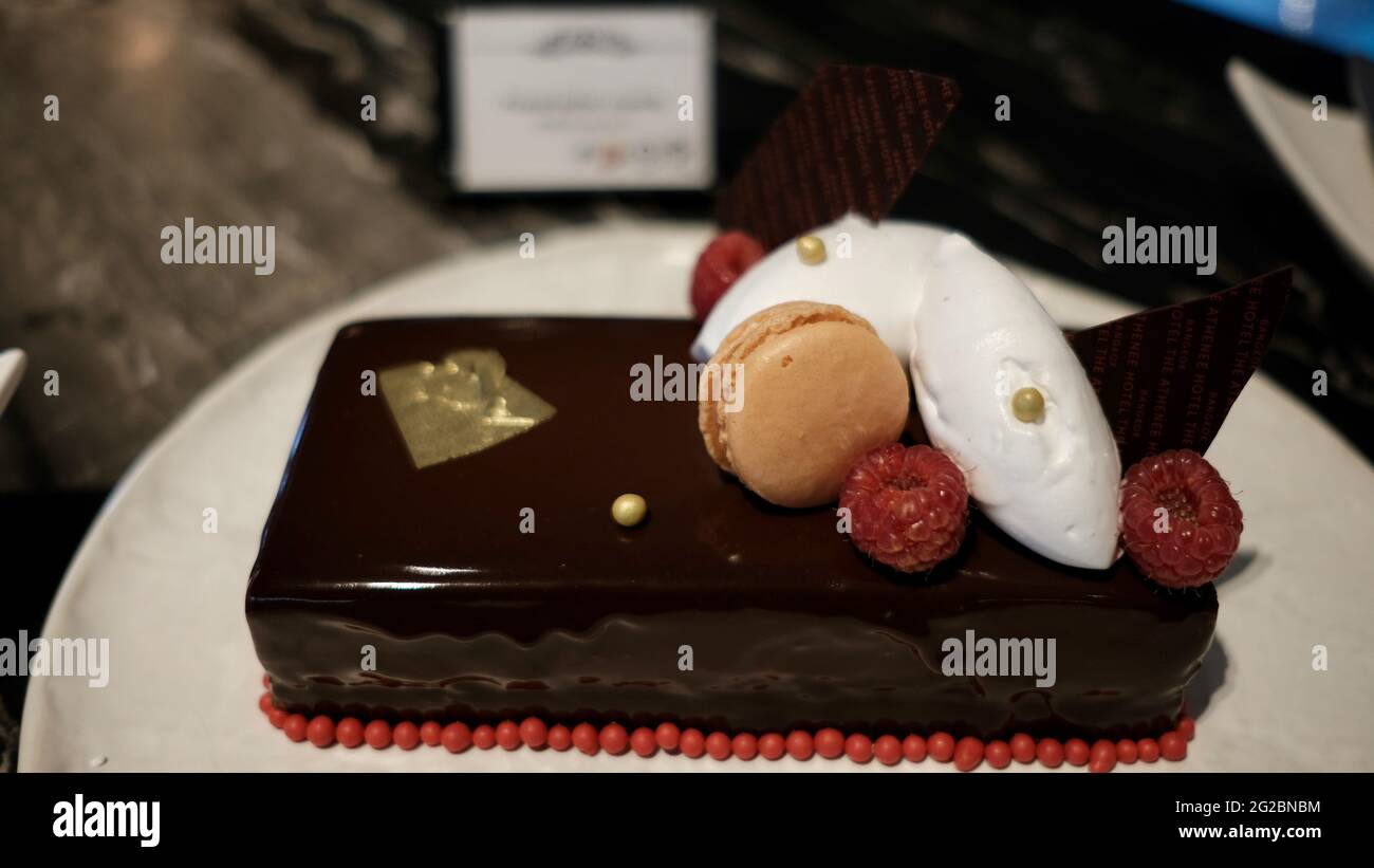 Gourmet Food presentations at a five star buffet Rain Tree Cafe The ...