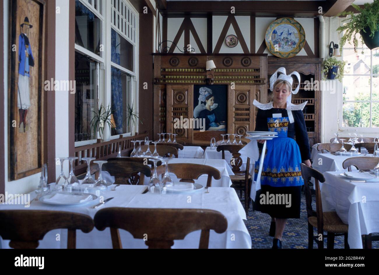 FRANCE. ILLE-ET-VILAINE (35) COTE D EMERAUDE SEASIDE. CITY OF DINARD ...