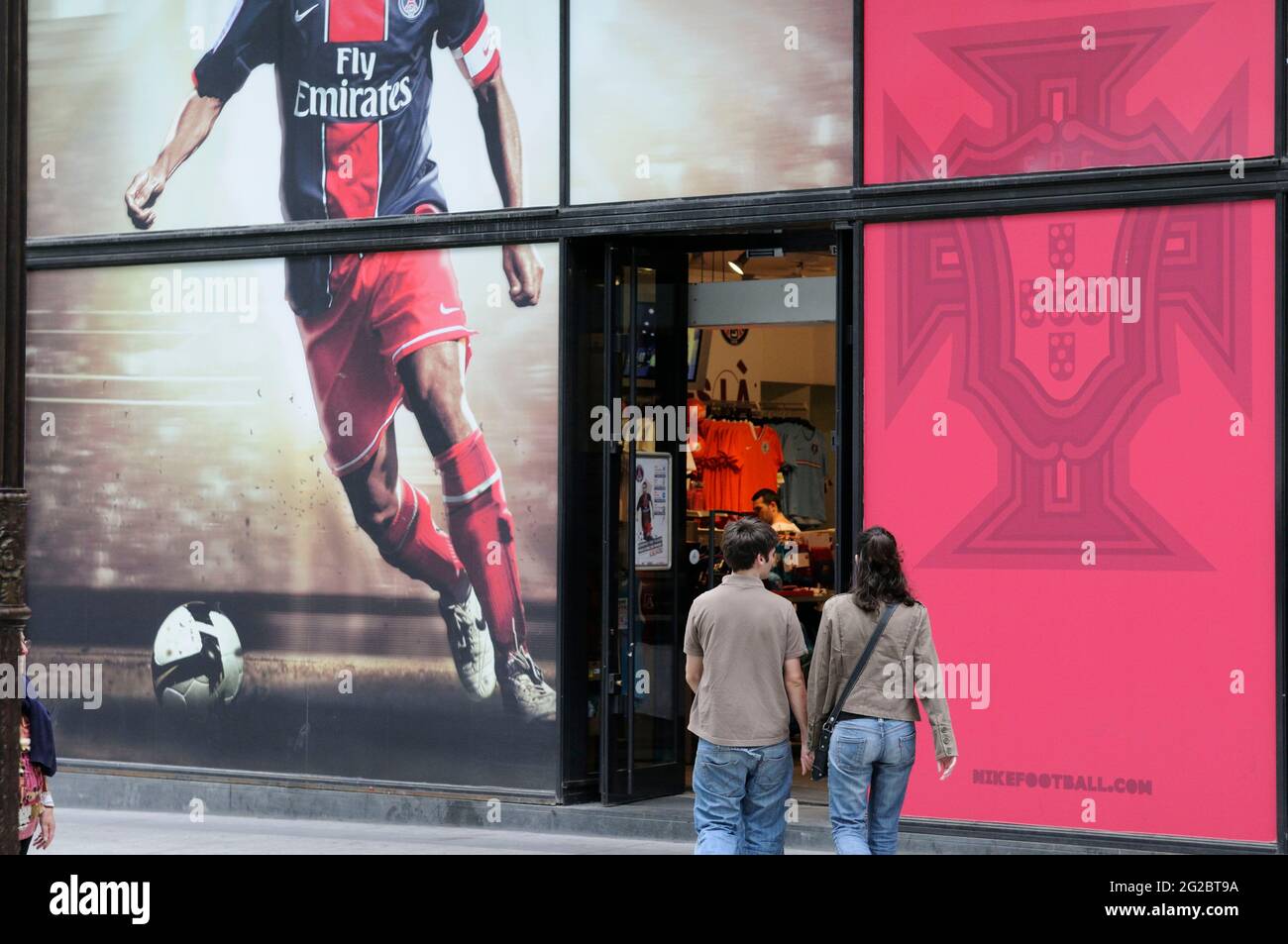 Club champs elysees hi-res stock photography and images - Alamy