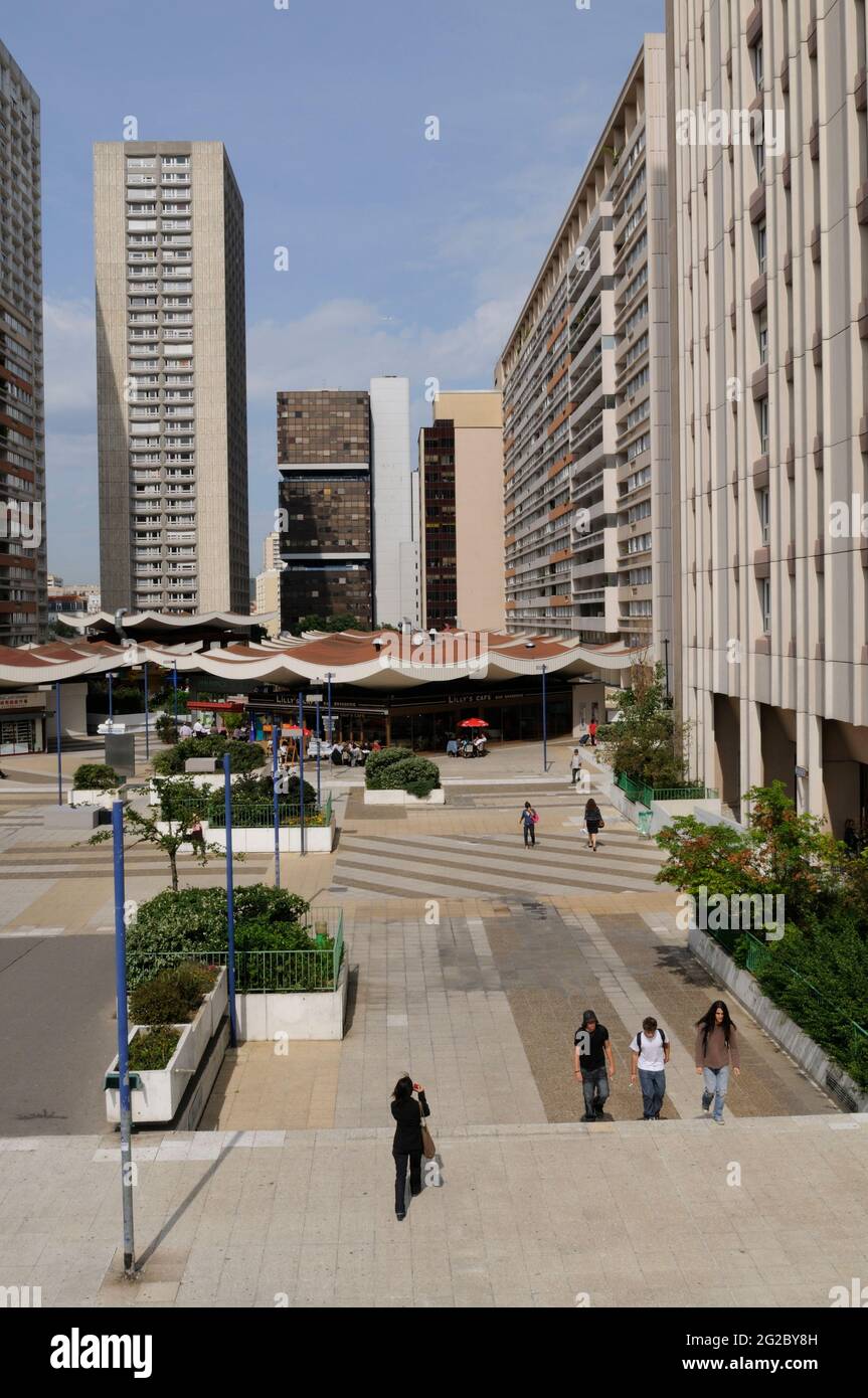 FRANCE. PARIS (75) 13E ARR. CHINATOWN. THE OLYMPIADES Stock Photo - Alamy