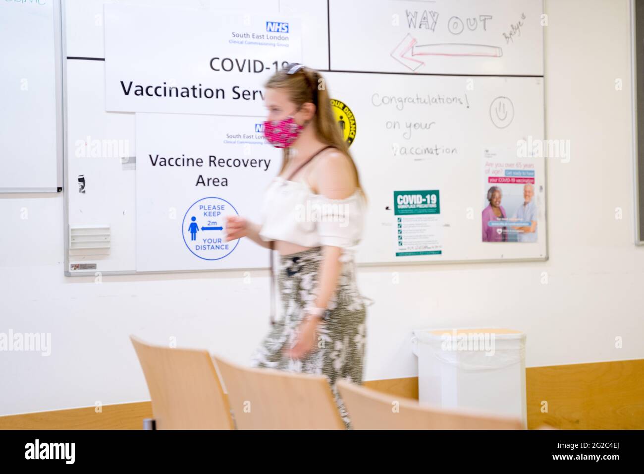 Covid recovery group uk hi-res stock photography and images - Alamy