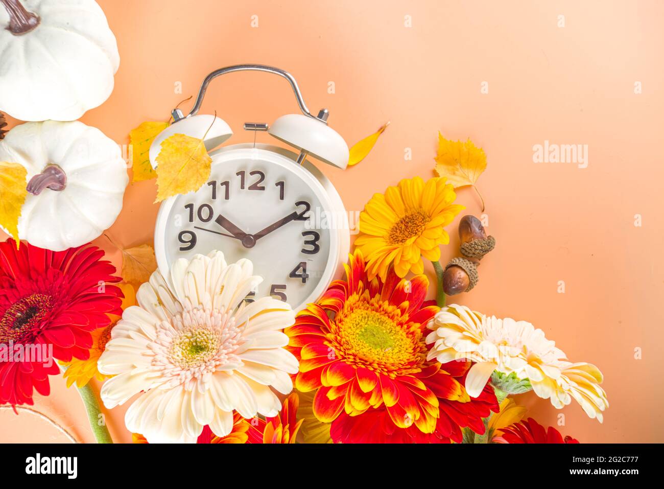 Fall back time hi-res stock photography and images - Alamy