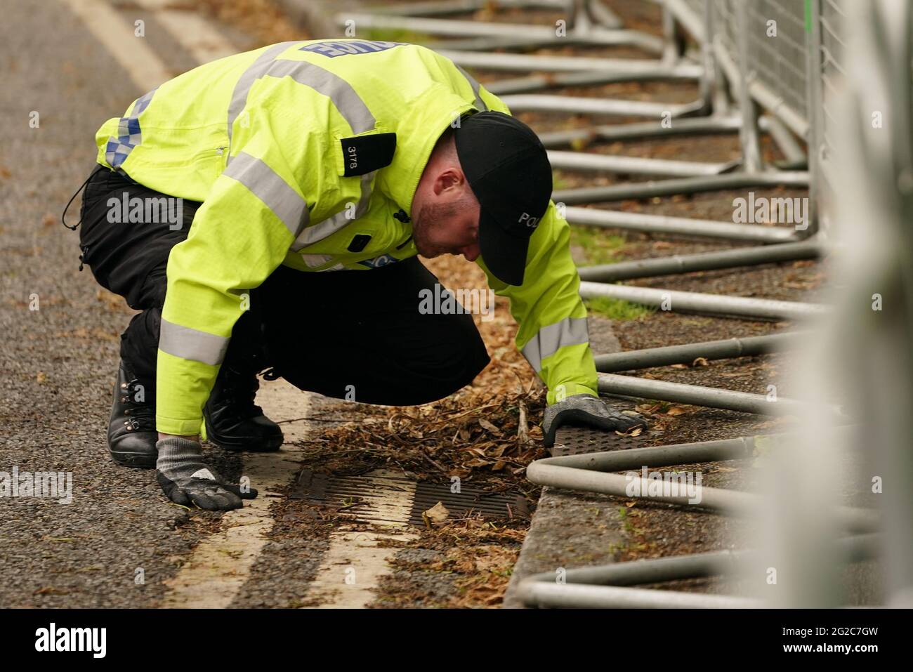 Roadside checks hi-res stock photography and images - Alamy