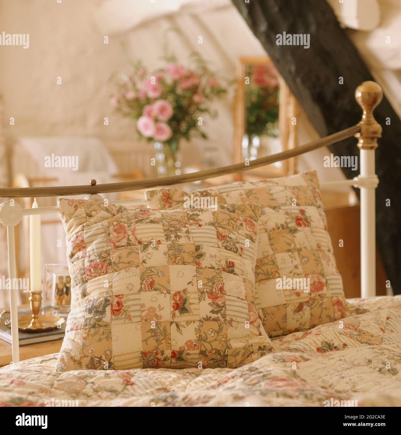 Traditional Bedroom Double Bed Floral High Resolution Stock Photography ...
