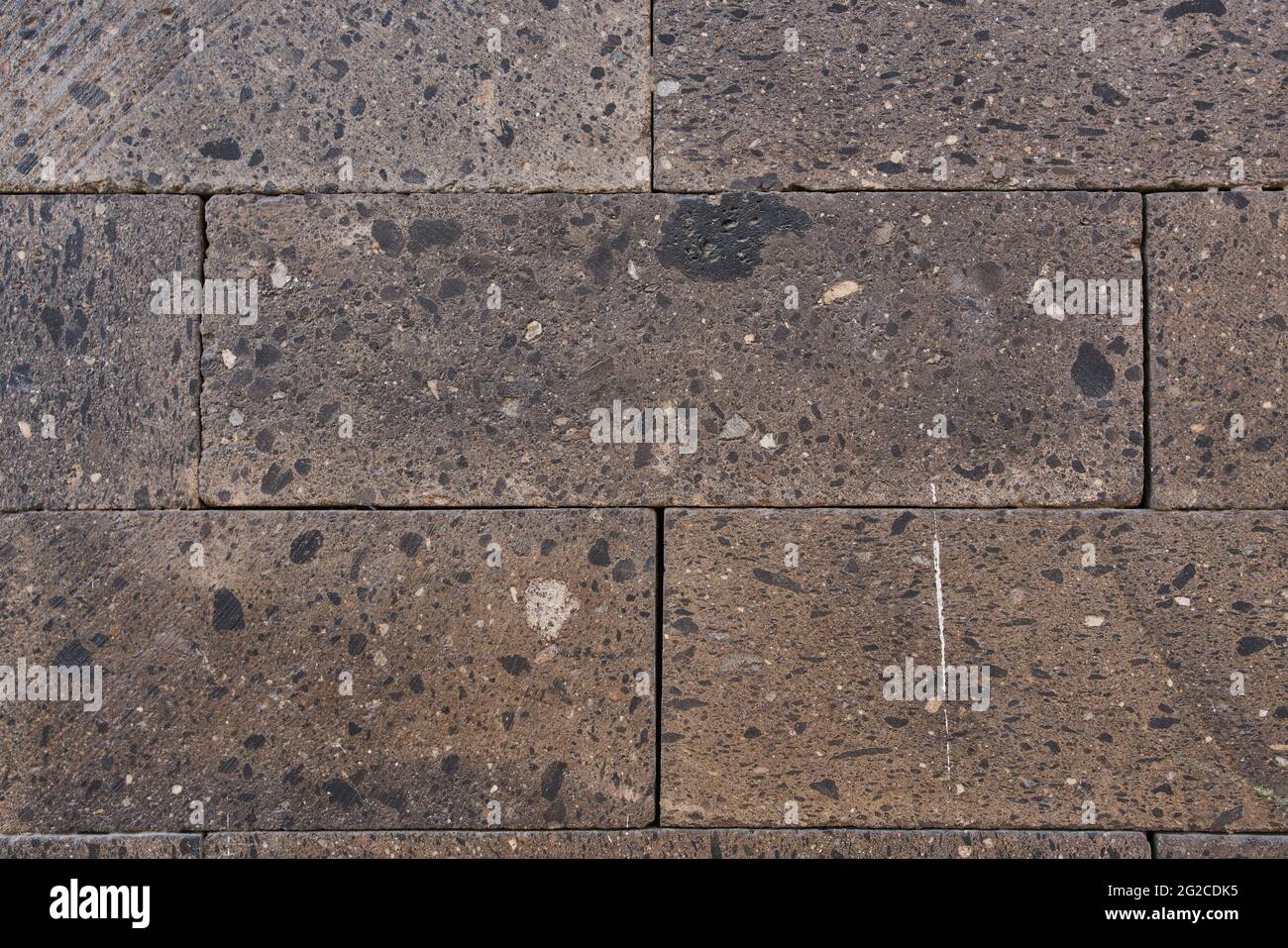 Limestone brick and cement Stock Photo - Alamy