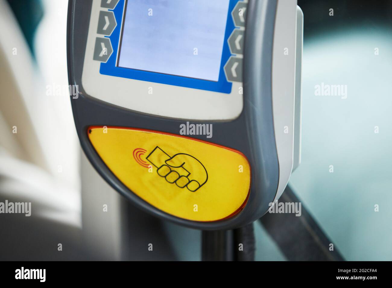 Adult bus ticket hi-res stock photography and images - Alamy