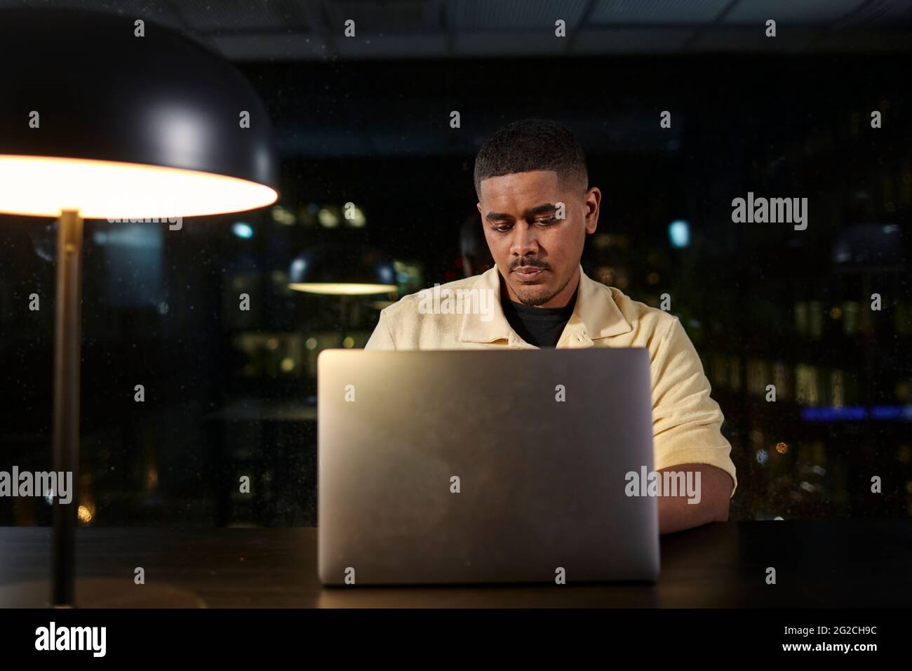 Latin man late hi-res stock photography and images - Alamy