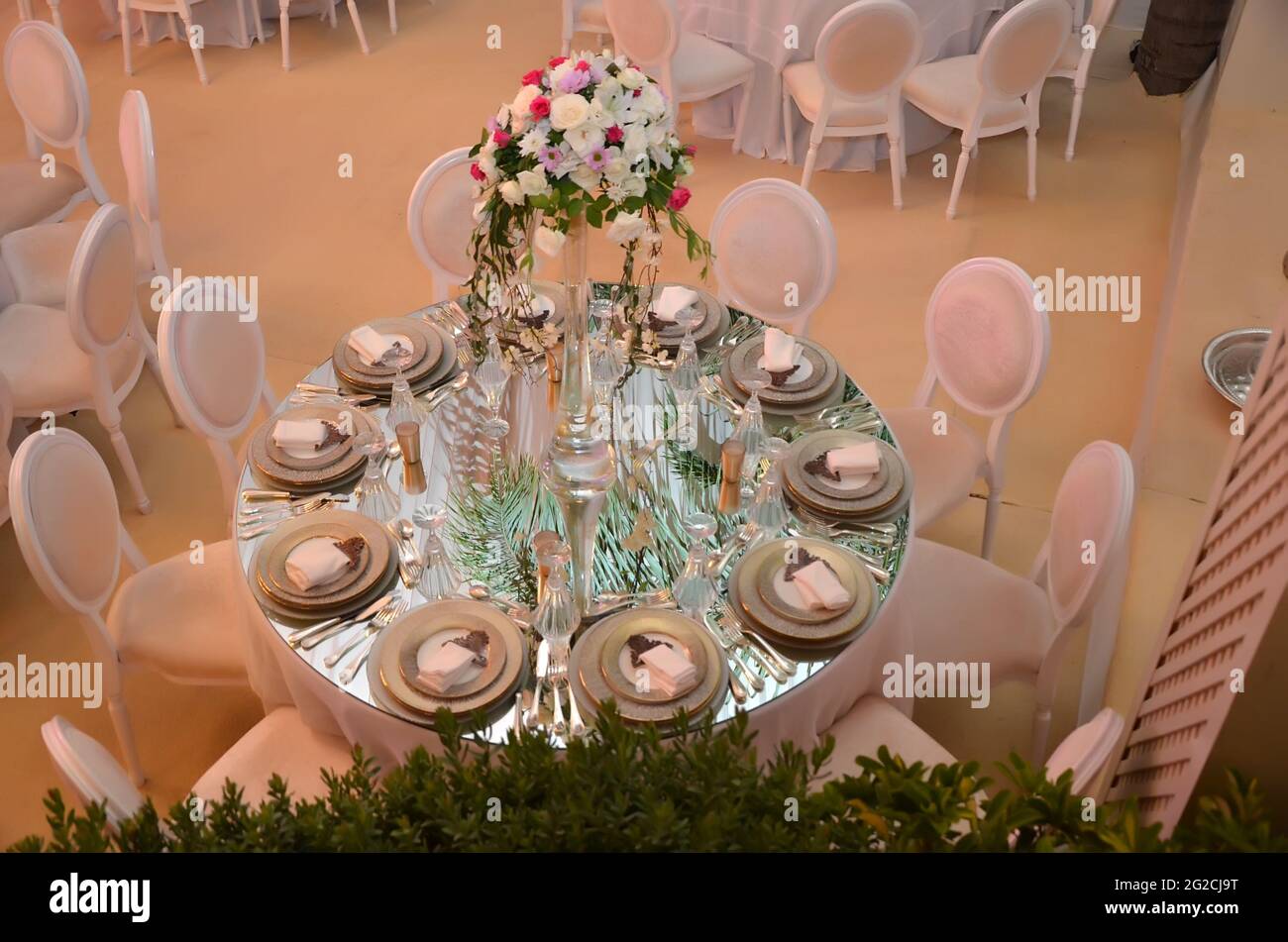 Moroccan wedding hall hi-res stock photography and images - Alamy