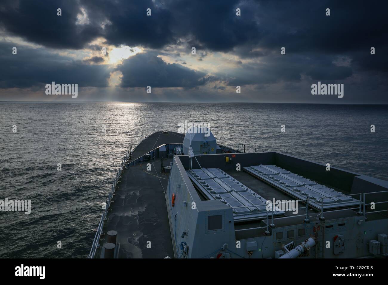 Type 45 destroyer hi-res stock photography and images - Alamy