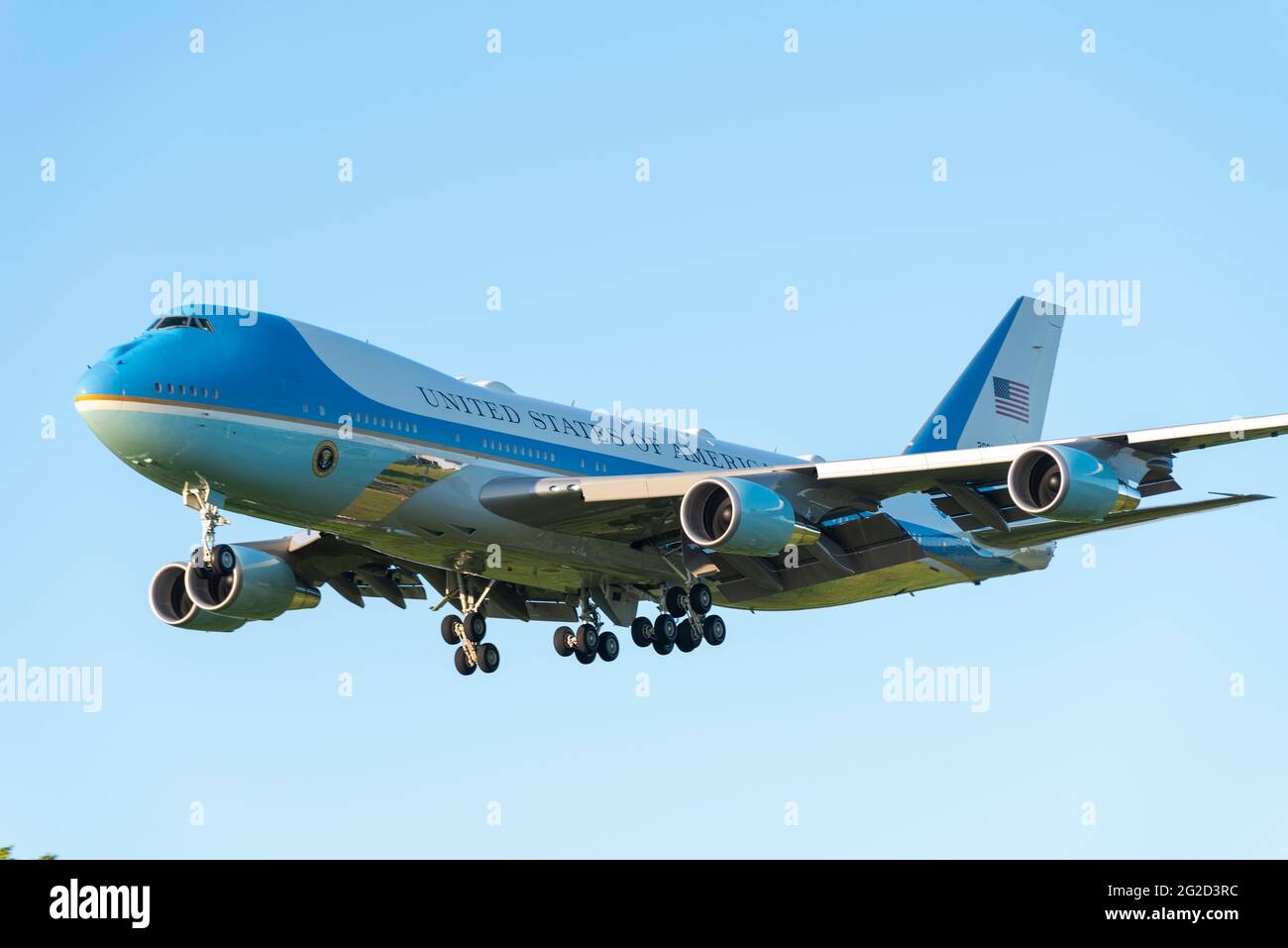 Us air force one presidential aircraft hi-res stock photography and ...