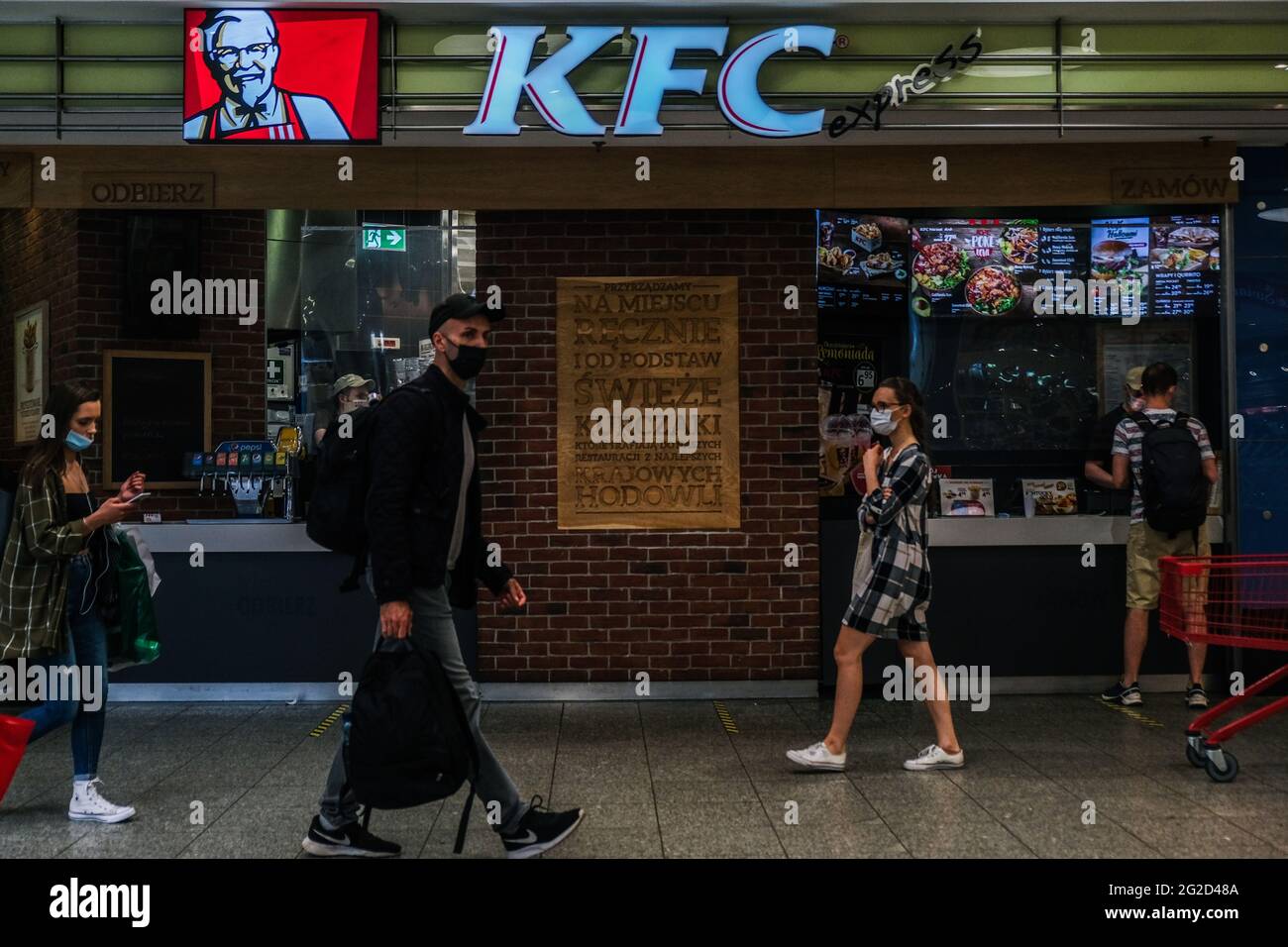 Kfc logos hi-res stock photography and images - Alamy