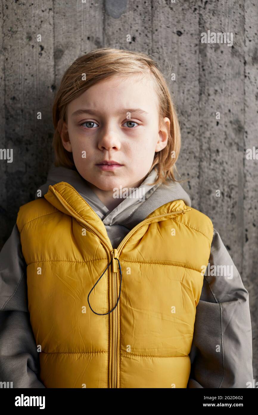 Boy girl camera hi-res stock photography and images - Alamy