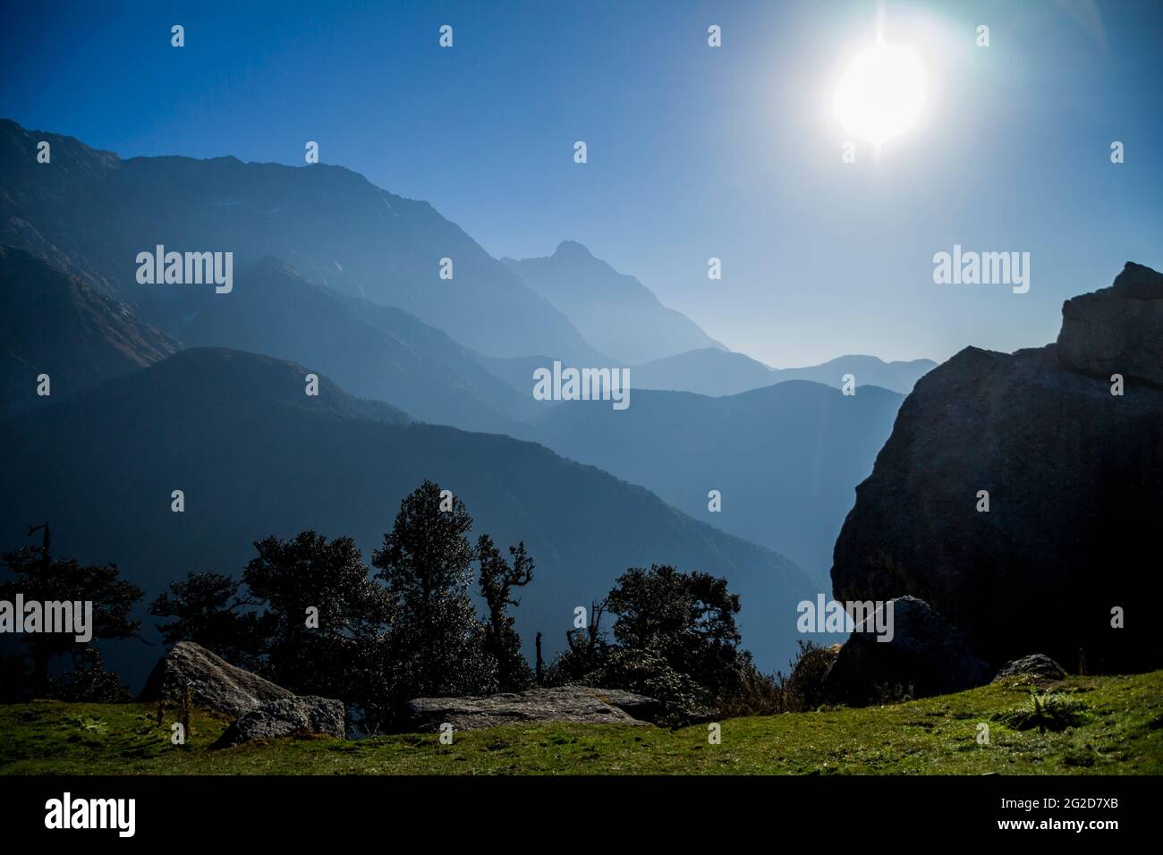 Triund trek top hi-res stock photography and images - Alamy