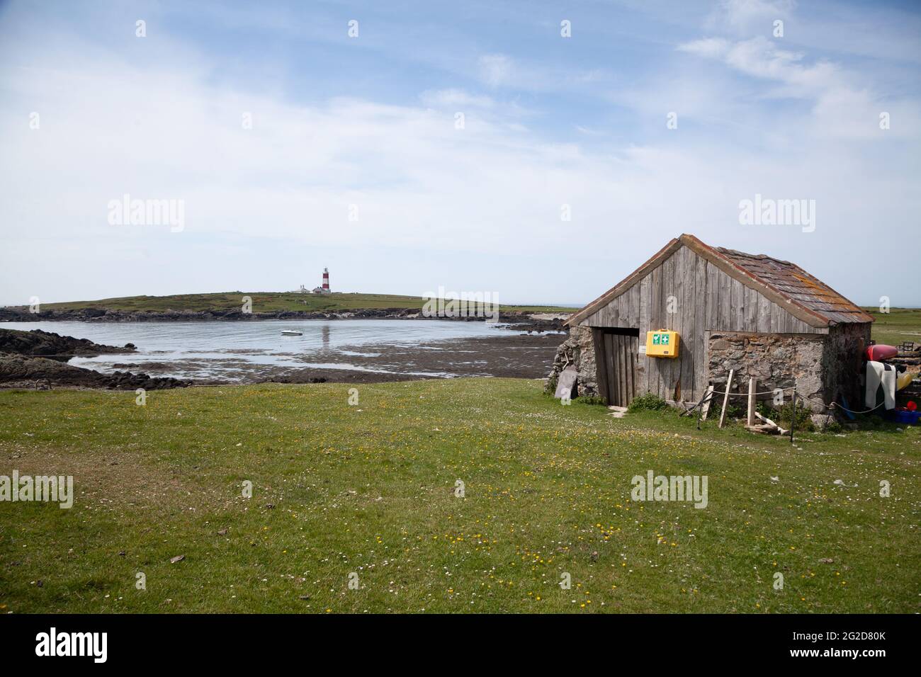 Location of defibrillator hi-res stock photography and images - Alamy