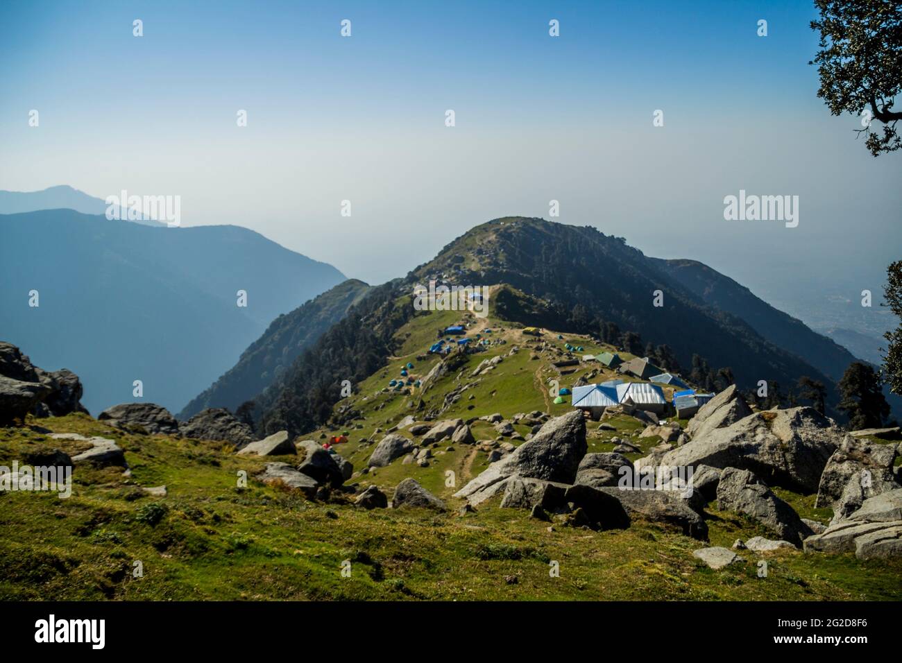 Triund trek top hi-res stock photography and images - Alamy