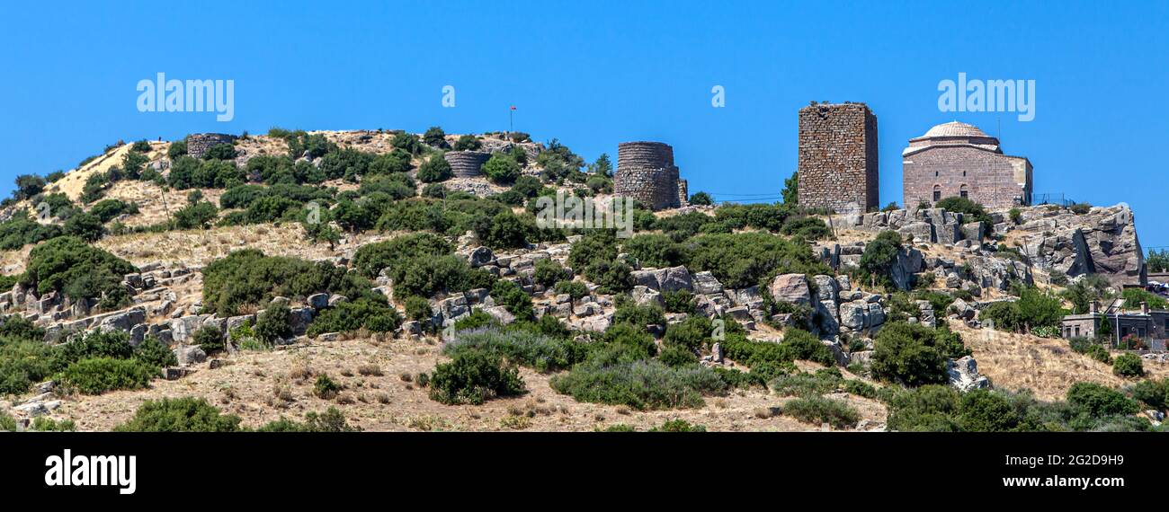 The ruins of the ancient city of Assos in Turkey Stock Photo - Alamy
