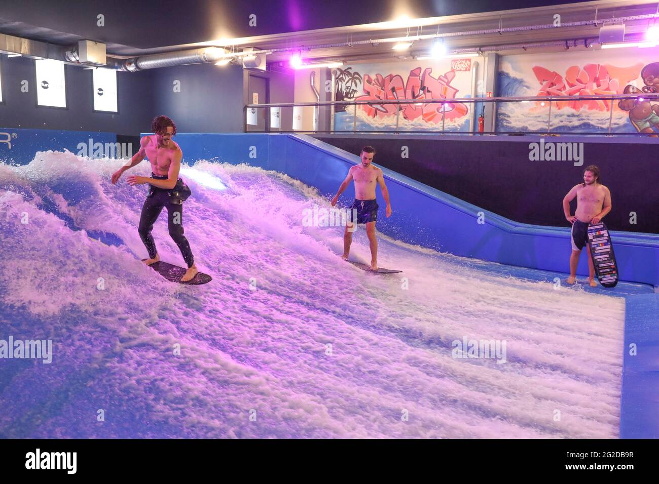 WAVE IN PARIS THE FIRST INDOOR STATIC SURF WAVE FACILITY Stock Photo ...