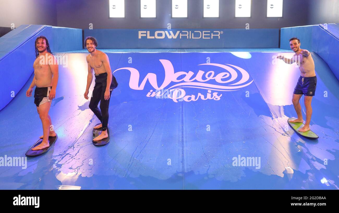 WAVE IN PARIS THE FIRST INDOOR STATIC SURF WAVE FACILITY Stock Photo ...