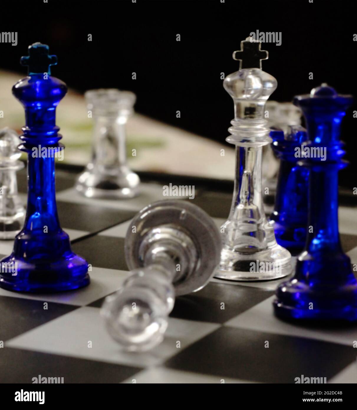 Chess queen is down hi-res stock photography and images - Alamy