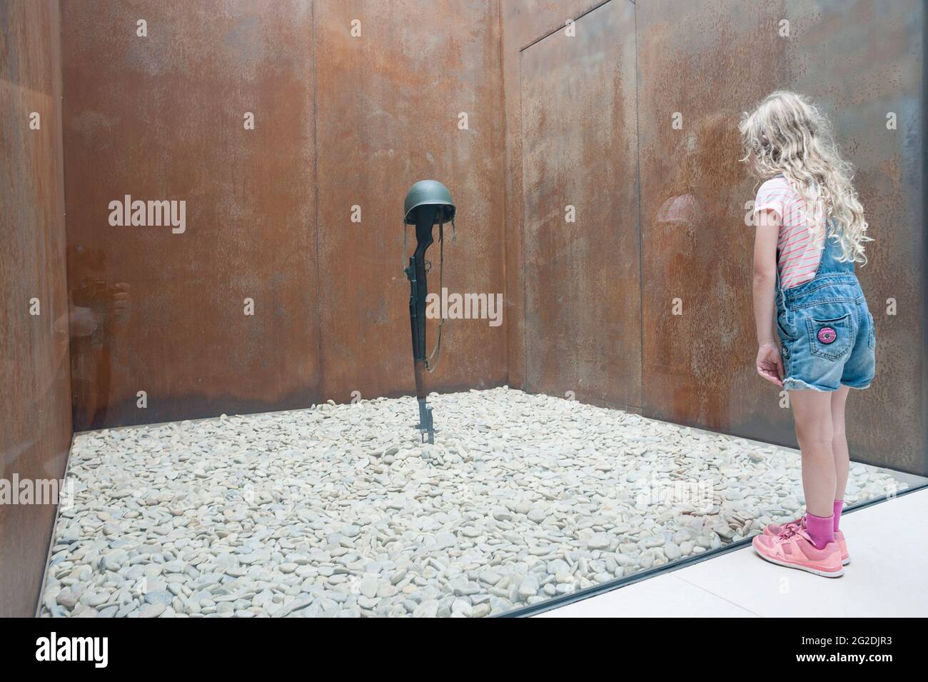 Exploring history hi-res stock photography and images - Alamy