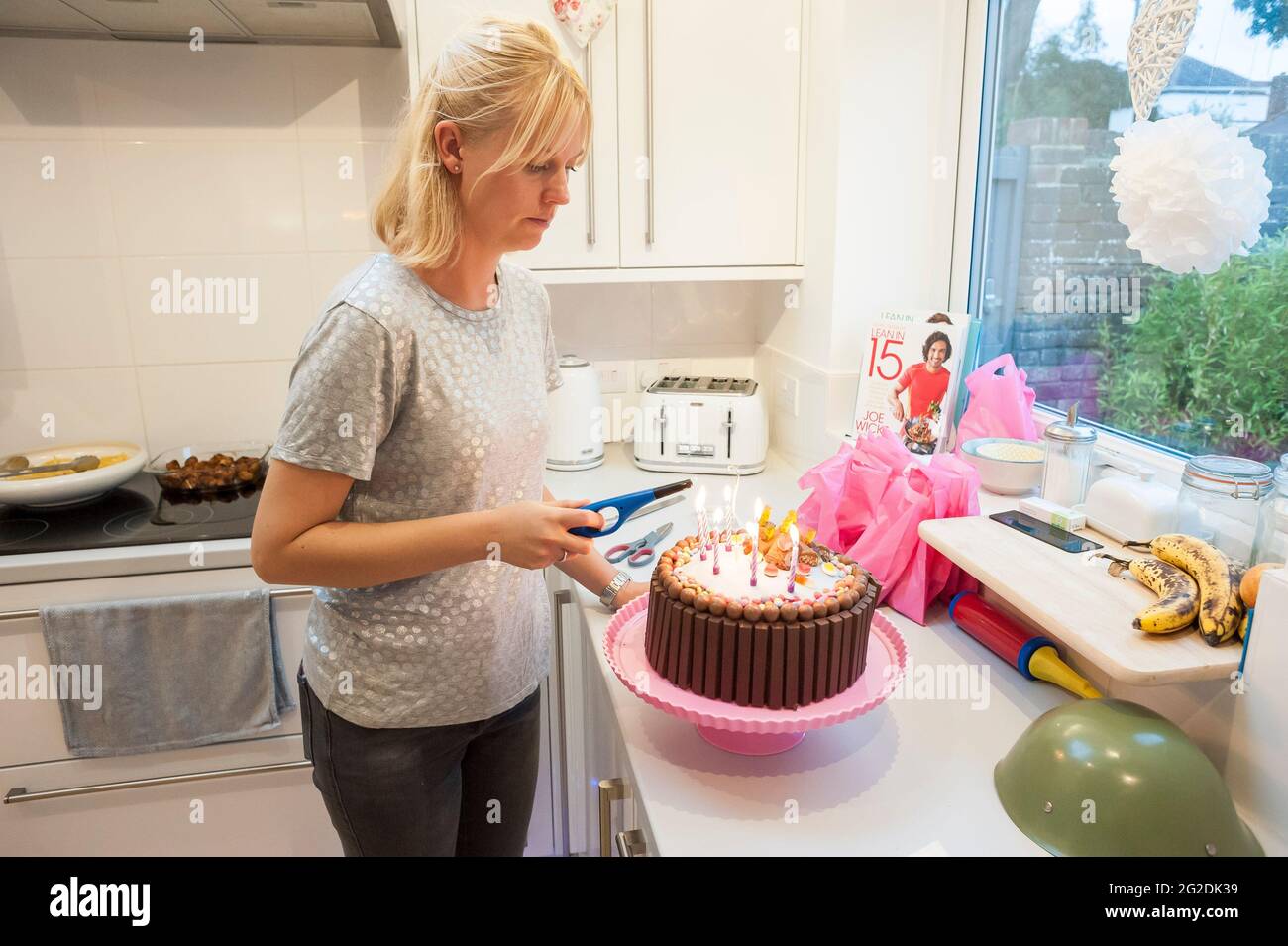 Happy 7th birthday hi-res stock photography and images - Alamy