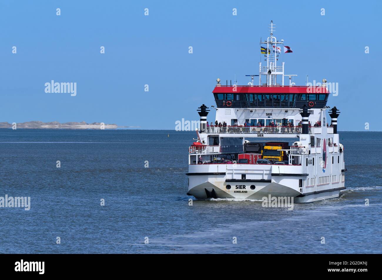 Car ferry boat hi-res stock photography and images - Alamy