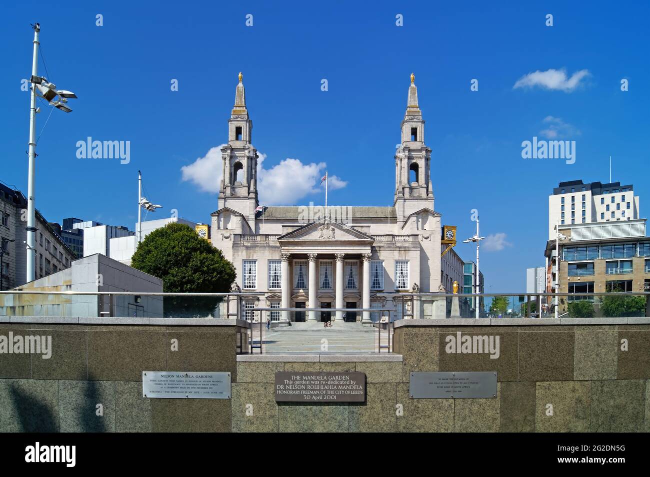 Nelson mandela centre leeds hi-res stock photography and images - Alamy