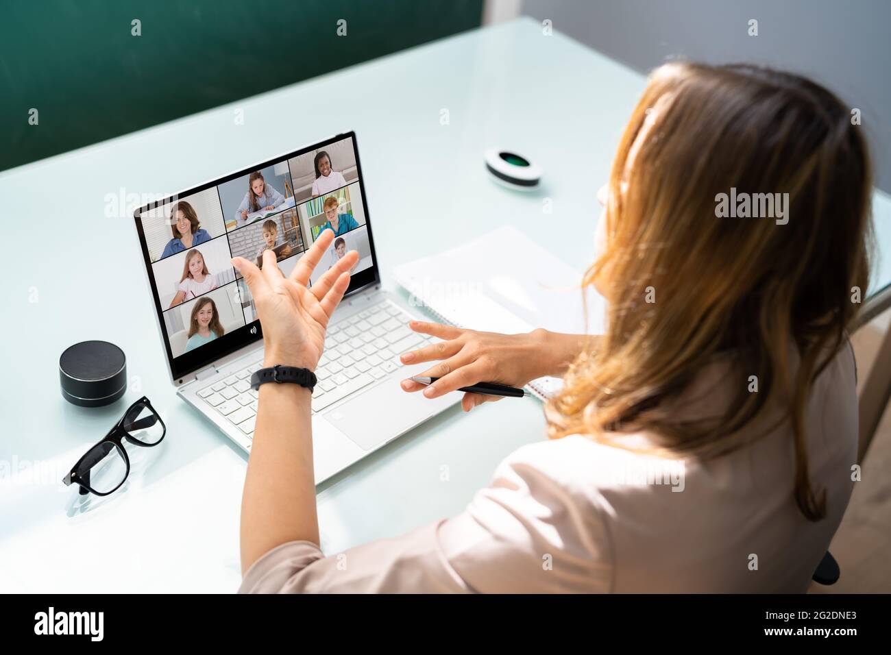 Teacher Online Meeting With Children. Teaching Class Stock Photo - Alamy