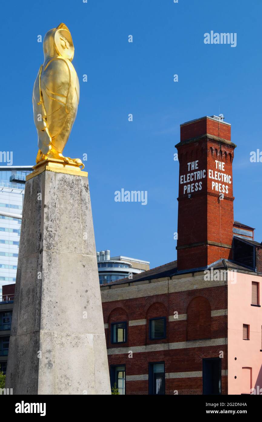 Leeds city centre bars hi-res stock photography and images - Alamy