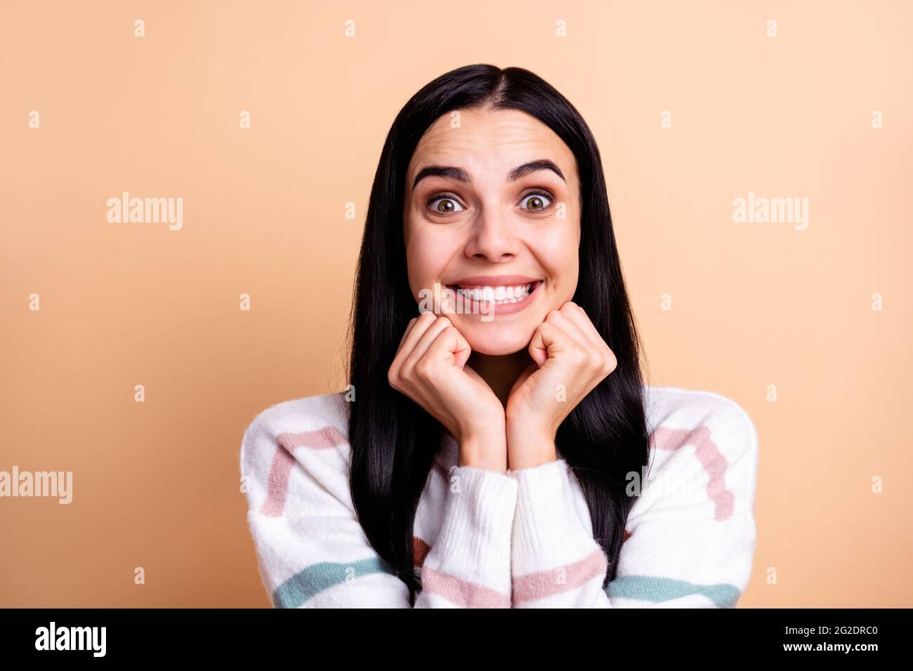 Photo of young cheerful attractive girl happy positive smile excited ...