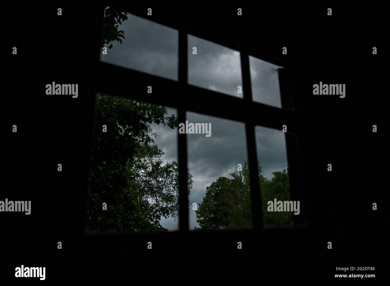 Wind and clouds and atmosphere hi-res stock photography and images - Alamy