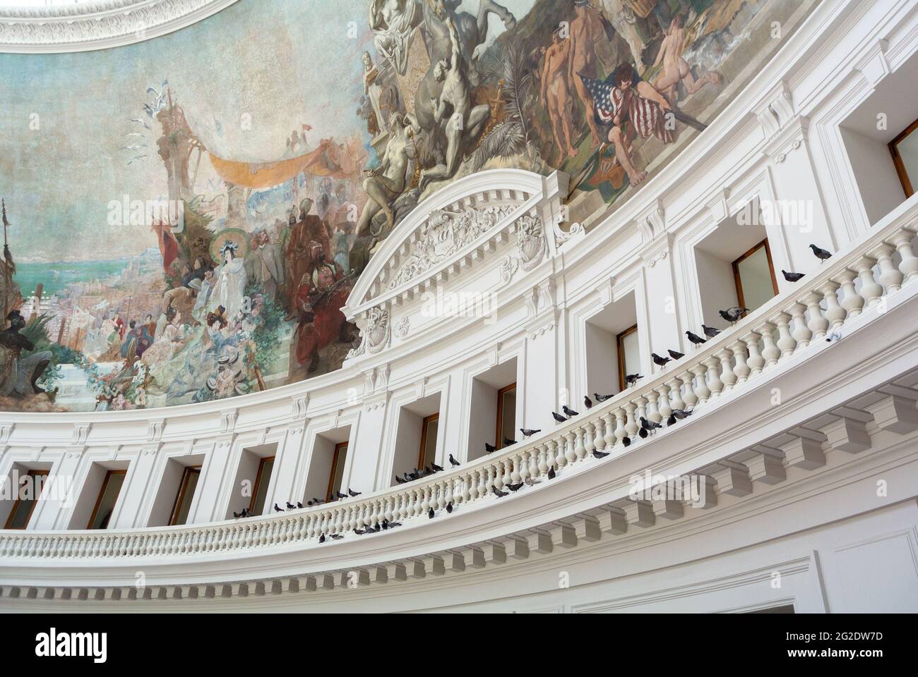 Pinault collection hi-res stock photography and images - Alamy