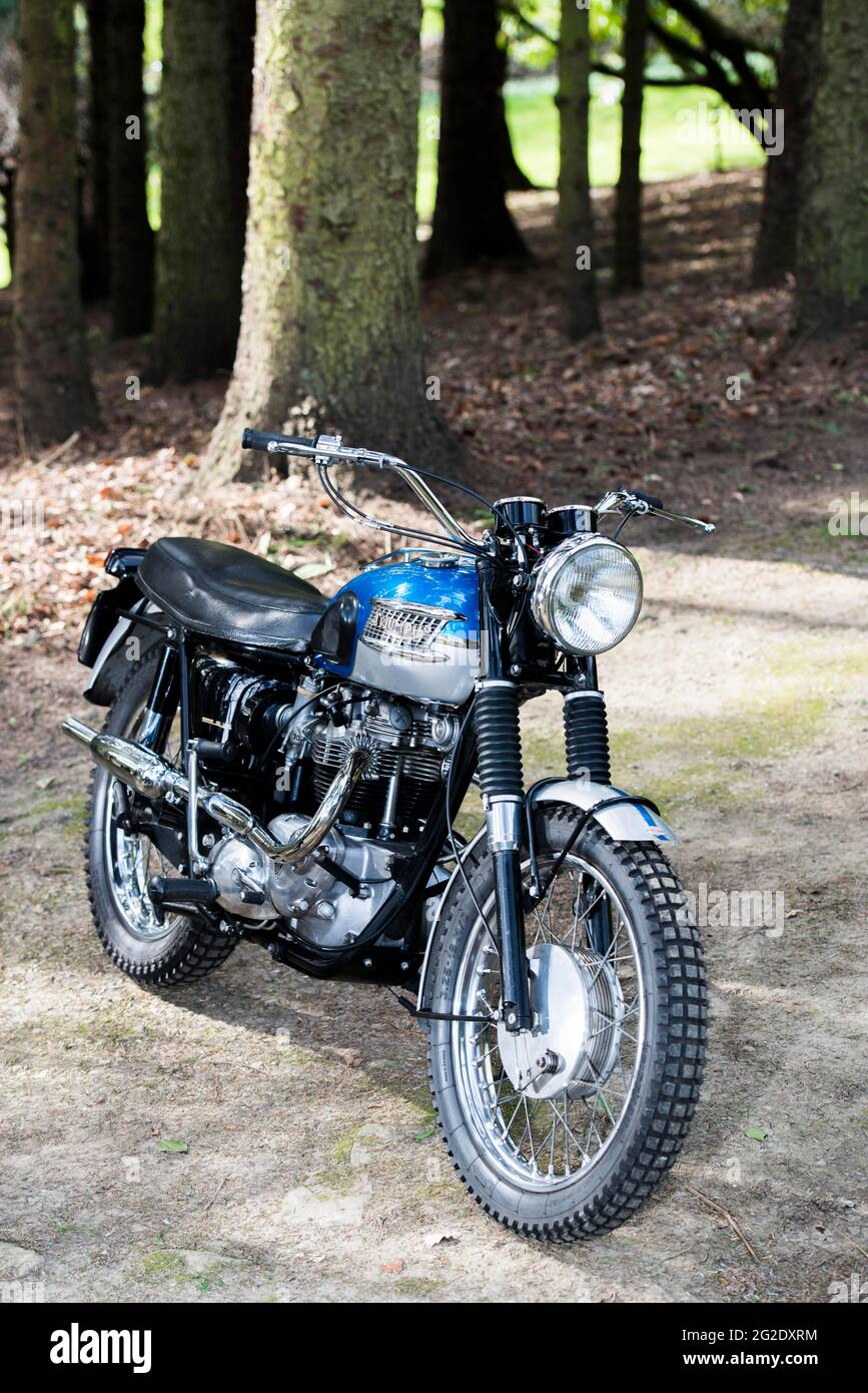 John bloor triumph hi-res stock photography and images - Alamy