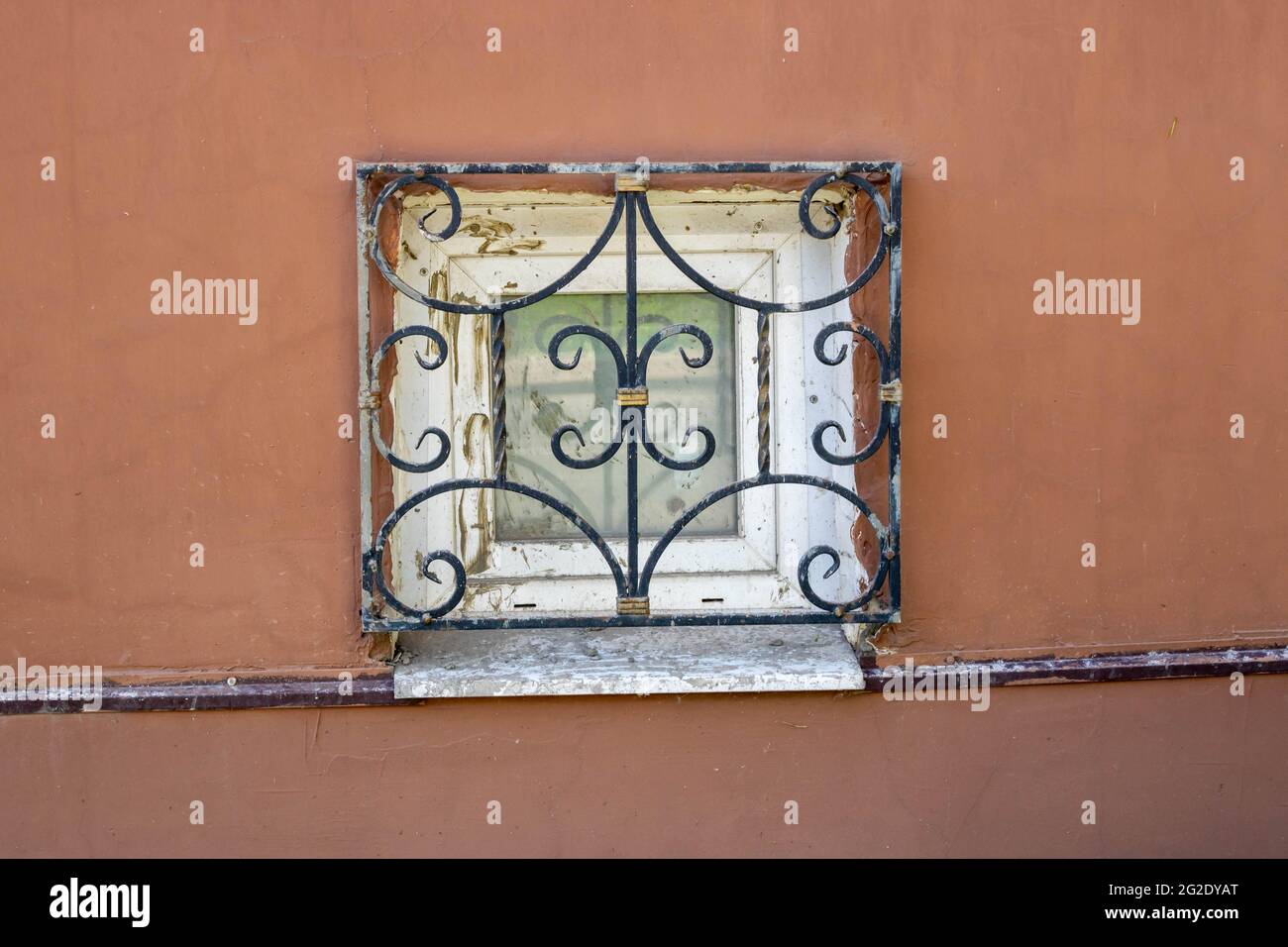 Plinth facade architecture hi-res stock photography and images - Alamy