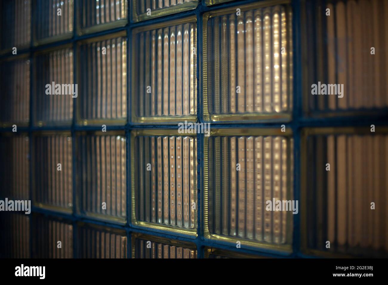 Thick glossy glass hi-res stock photography and images - Alamy